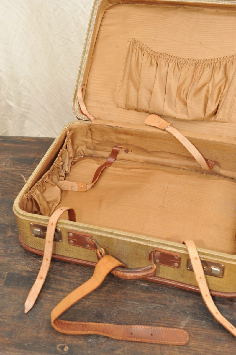 Antiker Koffer Vintage - Antik im Hof - antiker Koffer, Antiker Koffer ...